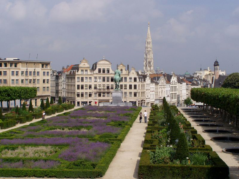 Brusel - na sklonku léta na mušle, pivo a čokoládu | Parkování R7